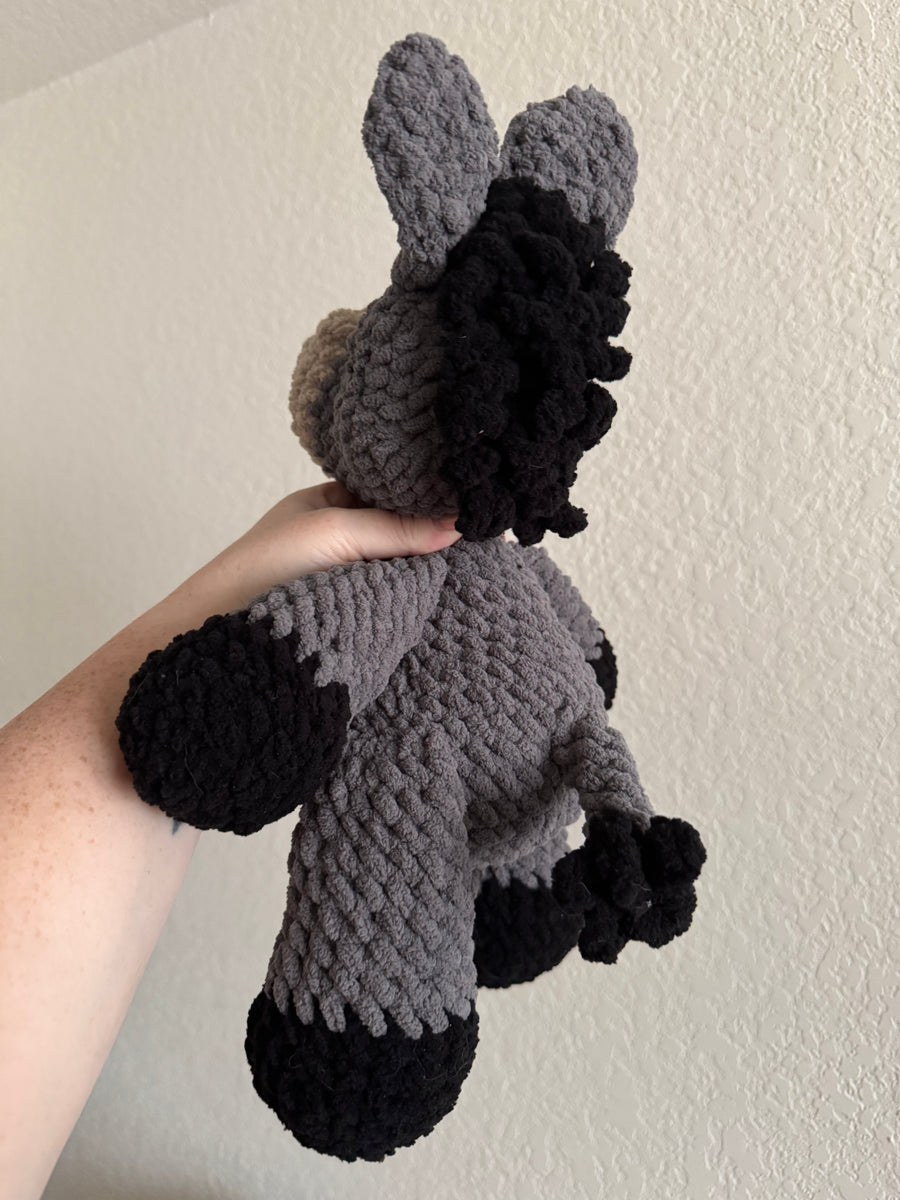 Dizzy Donkey – Handmade on Main